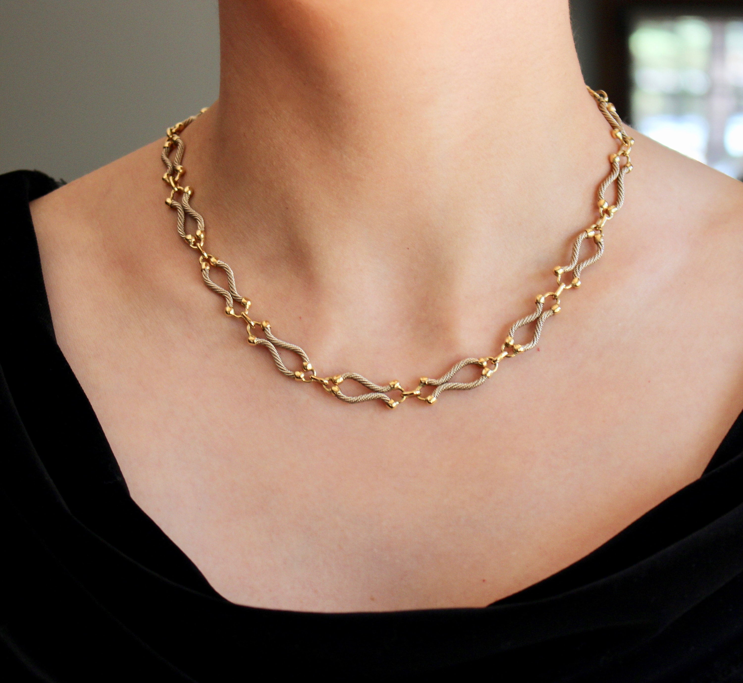 Italian 18K Solid Gold. Elegant, Designer Style 18K Solid Two Tone Gold ...