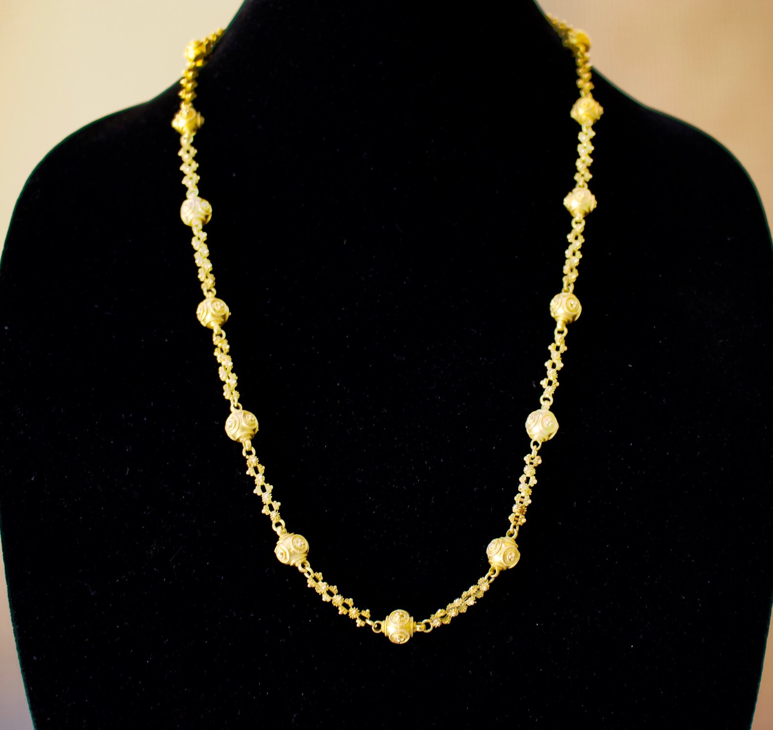 Stunning 18ksolid Gold Artful, Handmade, Handcrafted Gold Chain ...