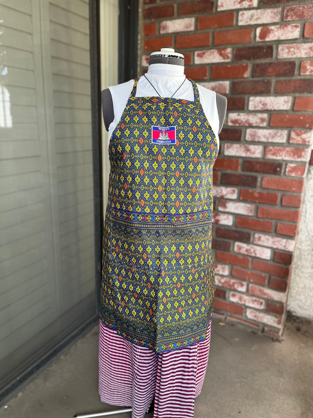 ACP 002, Apron Made in Cambodia, Khmer Product. Cambodian Product. One ...