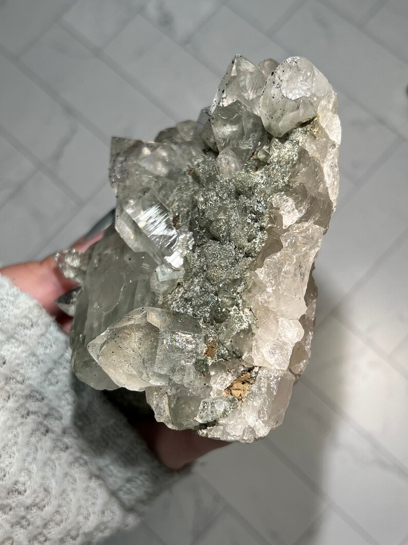 High Grade Himalayan Glittery Quartz Cluster With Green Chlorite ...
