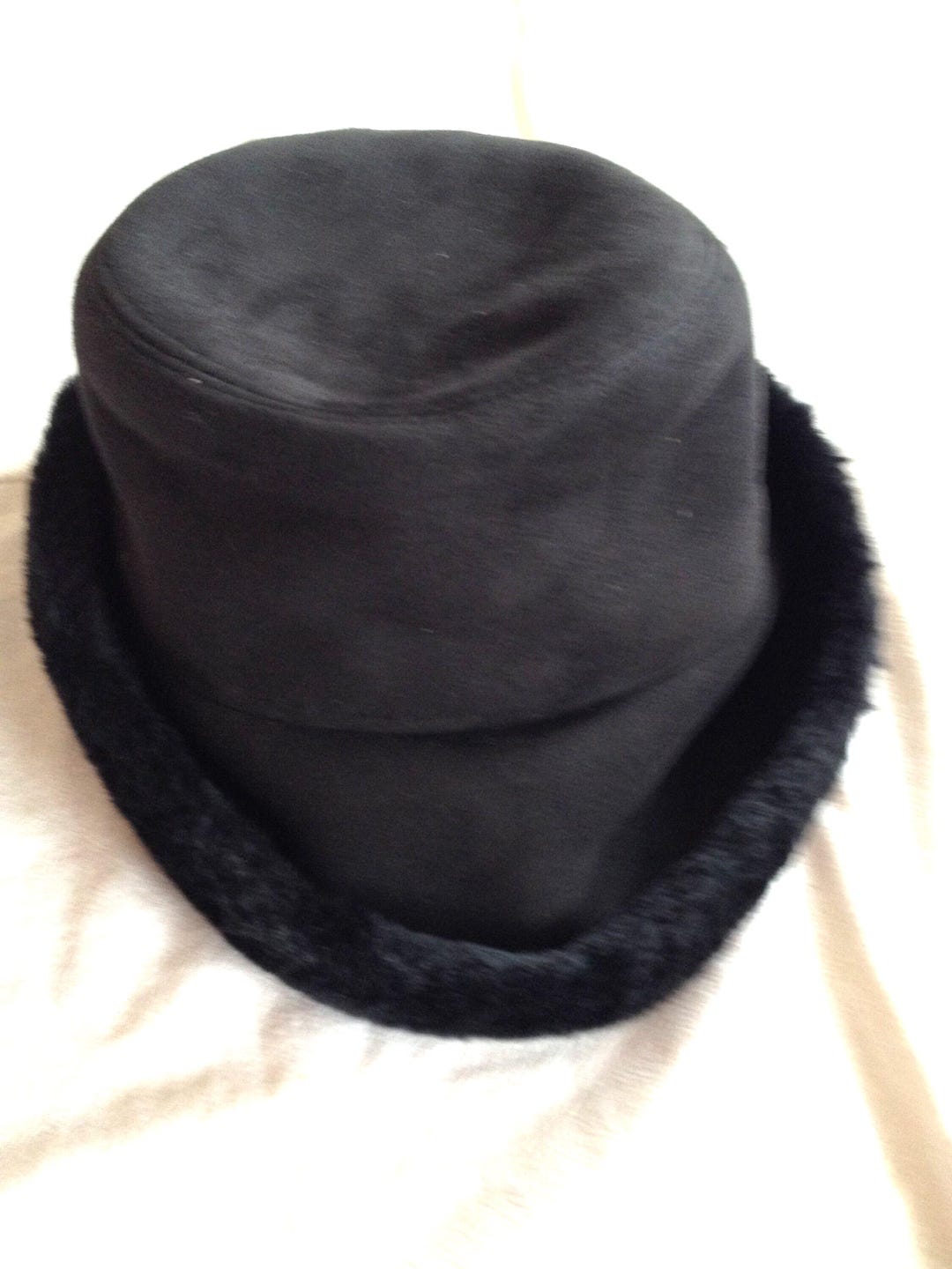 Italian ''ras'' Vintage Bucket Women's Winter Hat Black With Artificial ...