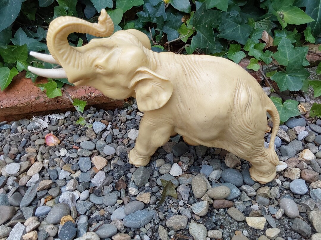Vintage Resin Elephant - Etsy