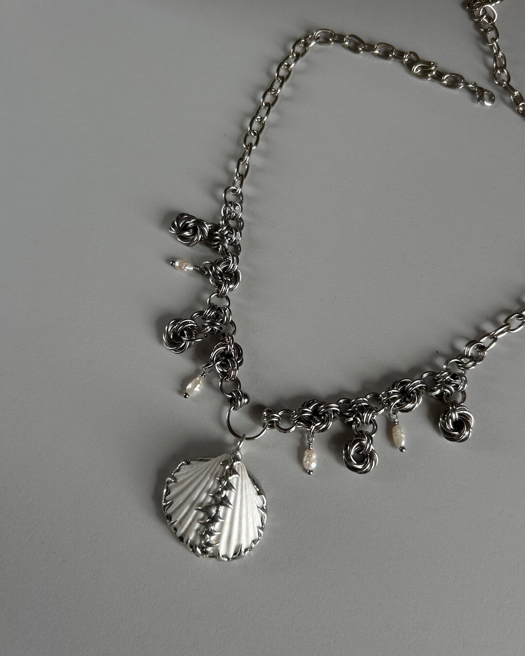 Elegant Chainmaille Spiked Sea Shell Necklace With Pearls Coastal ...