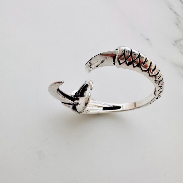 Claw Ring - Etsy