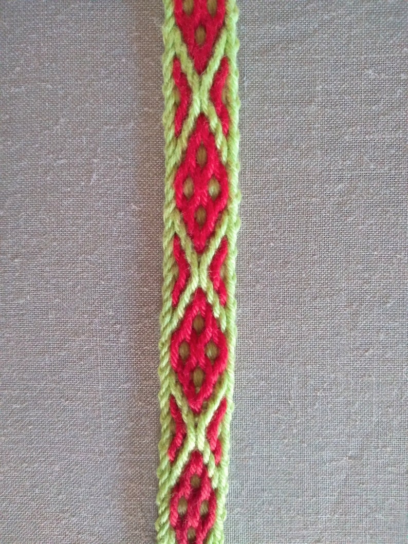 Missed Hole Tablet Weaving Instructions, Learn How to Weave Decorative ...