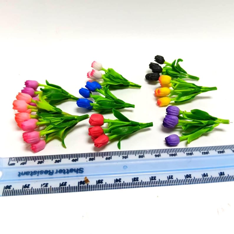 1;12 Scale A Bunch of 5 Tulips Flowers Dolls House Miniatures Garden ...