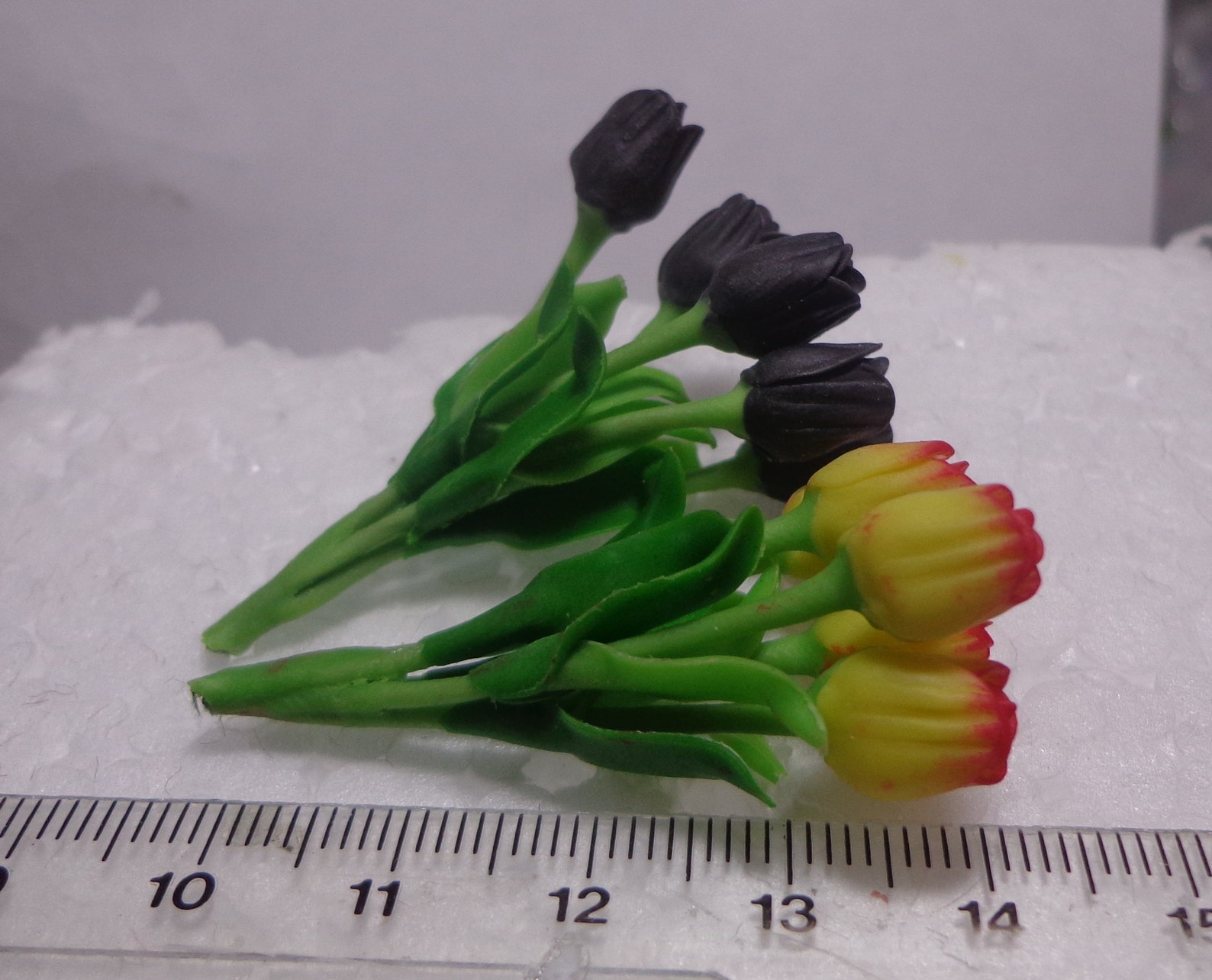 112 Scale A Bunch of 5 Tulips Flowers Dolls House Miniatures - Etsy UK