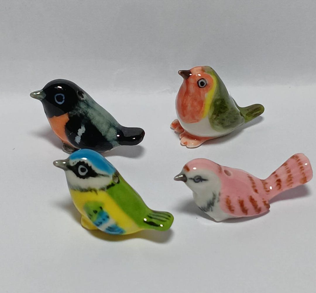 Miniature Ceramic Garden Bird Hand Painted Collectable Ceramic Pet ...