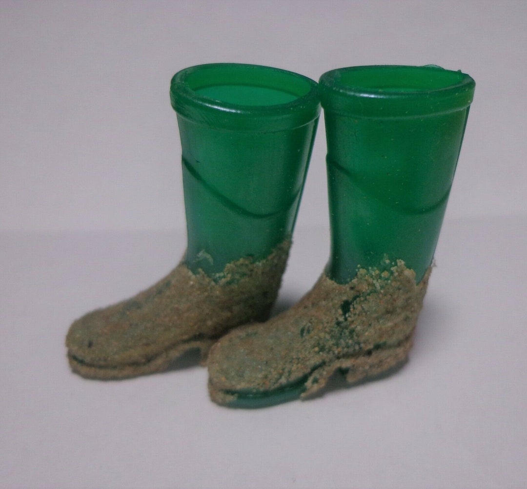 1;12 Scale Miniature Wellington Boots Muddy Wellies Garden Dollhouse ...