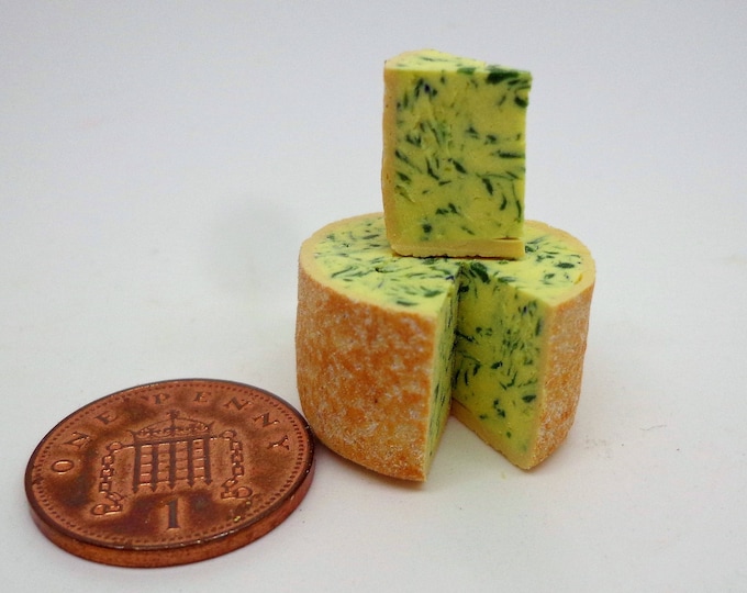 1:12 Scale Stilton Cheese Wheel Dolls House Miniature Food Dairy ...