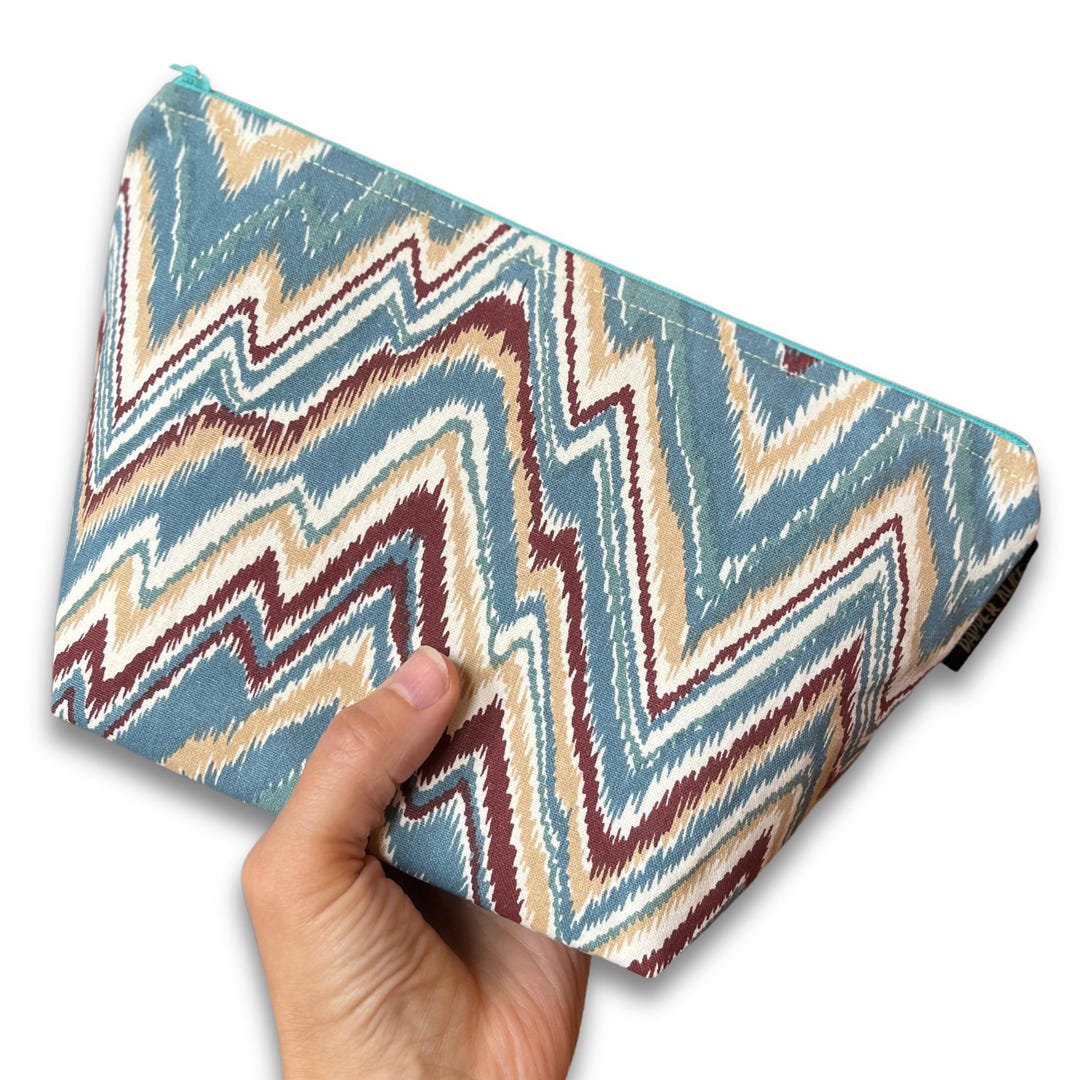 Vintage 80s Fabric Box Pouch. Graphic Abstract Print by Edith De Lisle ...