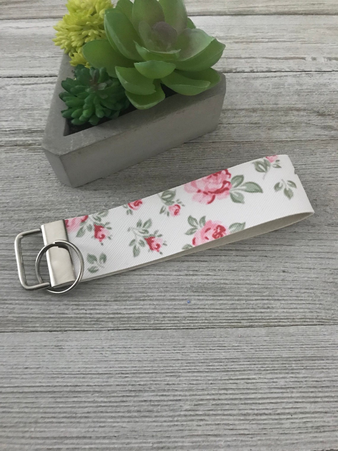 Light Floral Key Fob Wristlet Floral Keychain Gifts Gift - Etsy