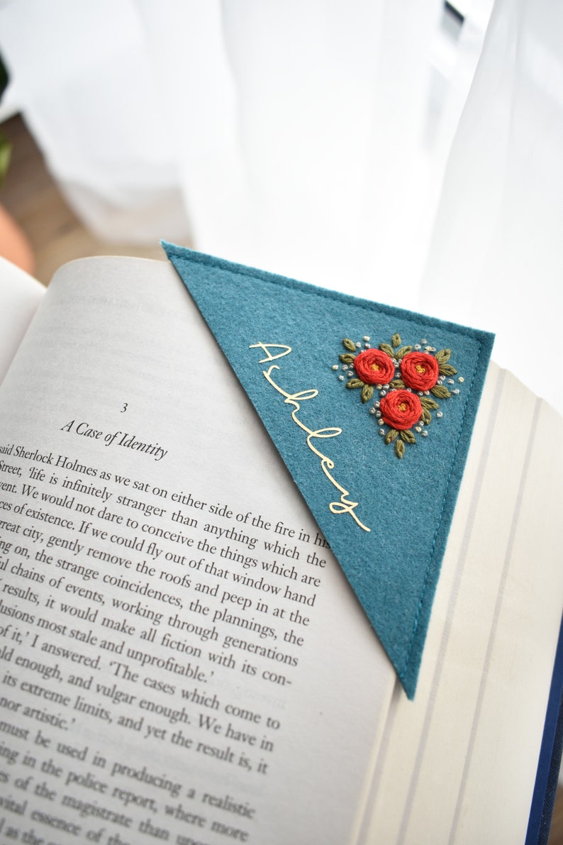Personalised Embroidered Corner Bookmark. Felt Corner Bookmark - Etsy