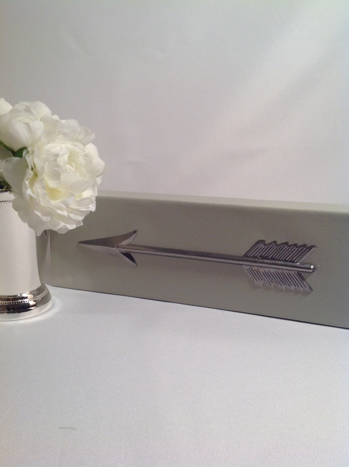 Flèche métallique sur toile peinte gris 4 x 12 prêt à accrocher - Etsy ...