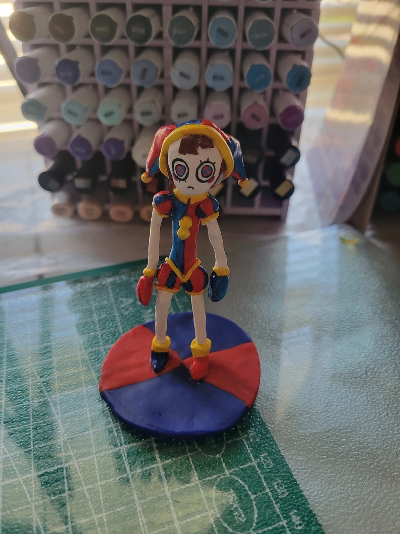 The Amazing Digital Circus Pomni Figure - Etsy