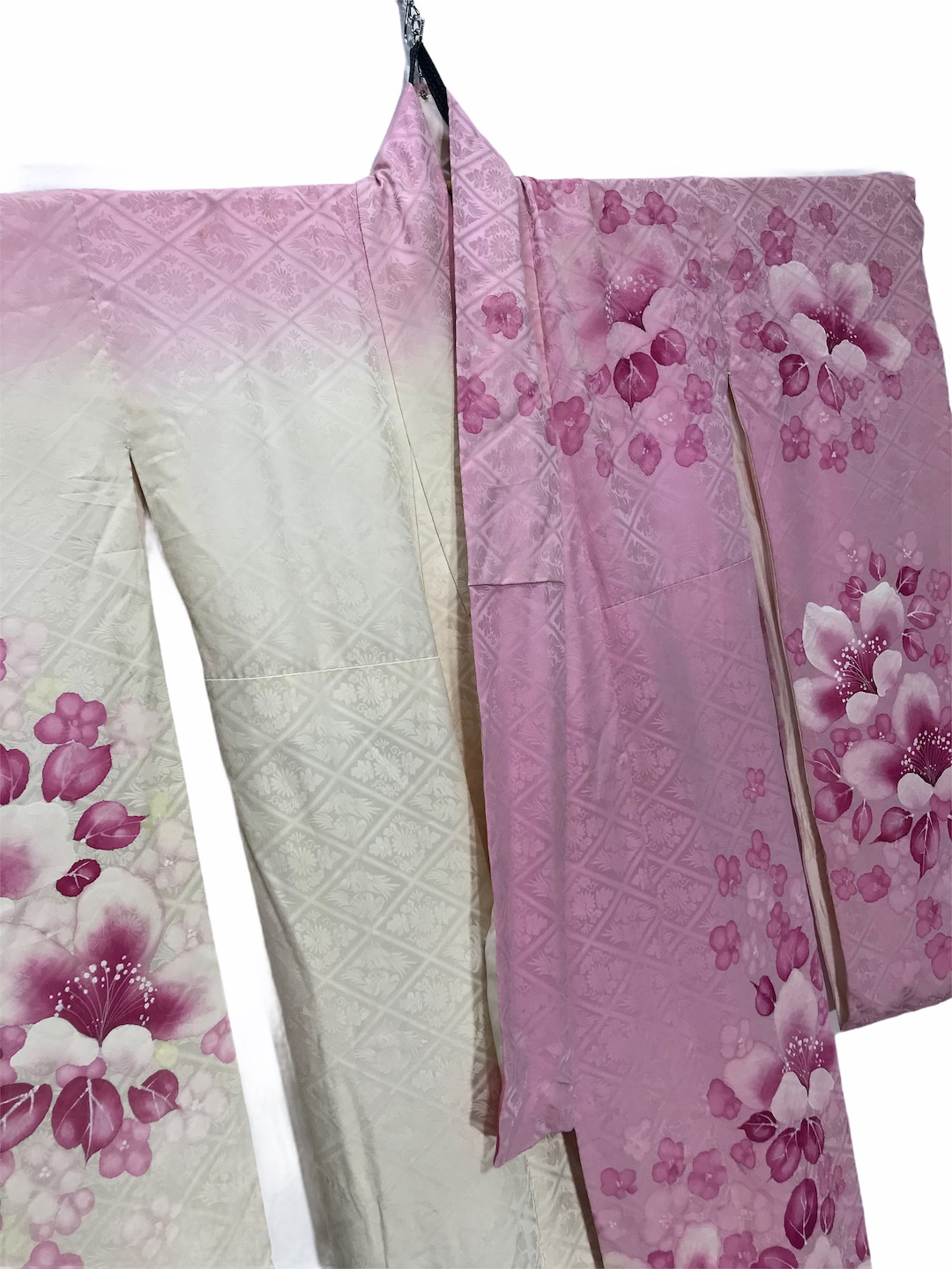 Made in Japan Vintage Silk Kimono Pink Furisode Florals Kimono Robe ...