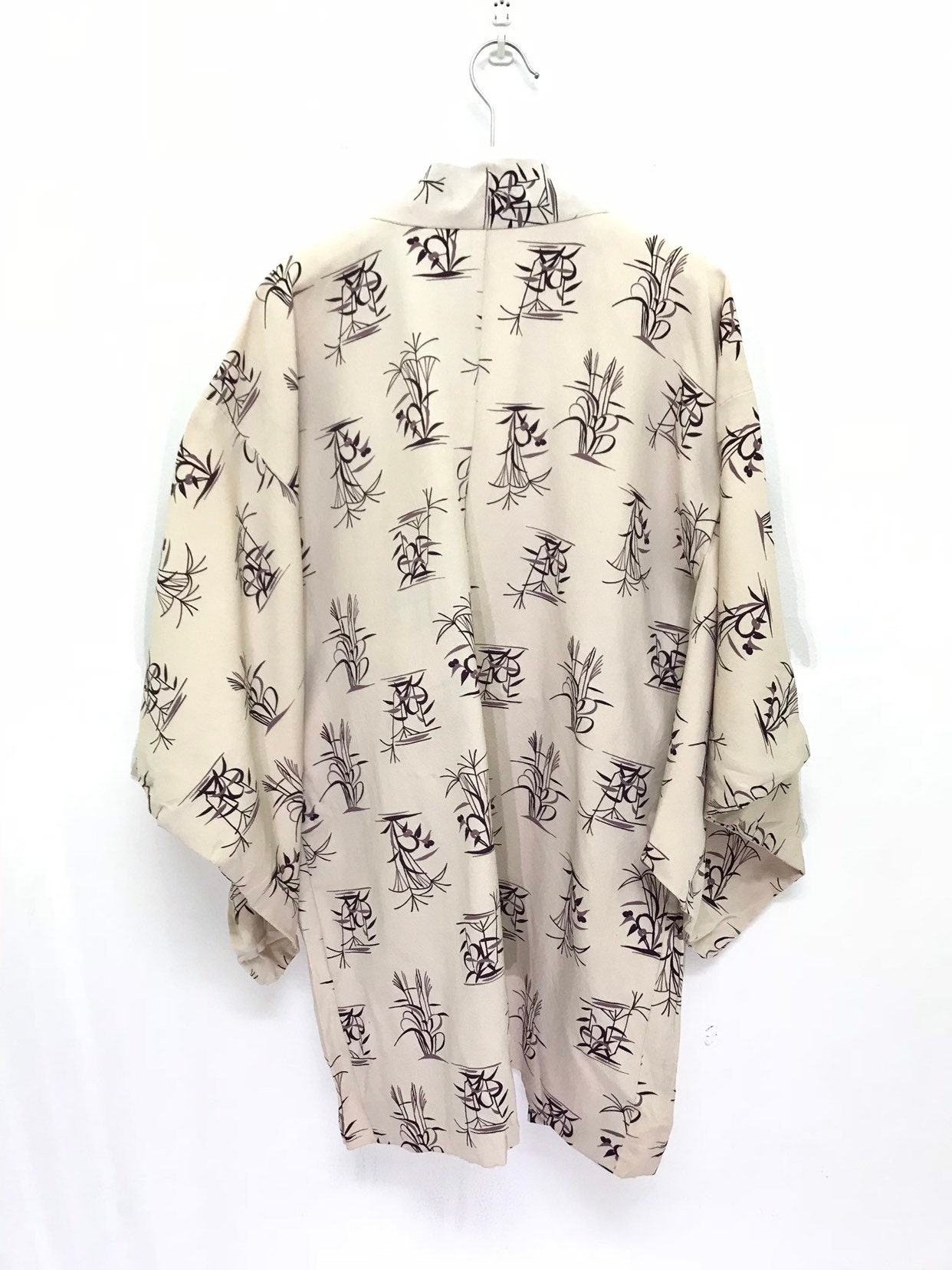 Made in Japan Vintage Cream Haori Silk Light Jacket Asian Floral Padi ...