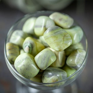 Infinite Stone, Tumbled Green Infinite Stones for Earth Spirits ...