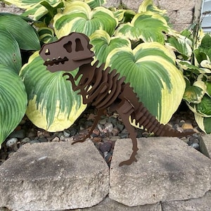 METAL T-REX DINOSAUR, Metal Yard Art, Patio and Garden Decor, Dinosaur ...