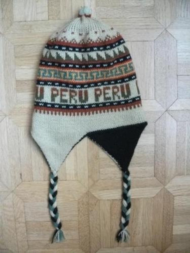 Chullos Peruanos hechos a mano con el nombre del Perú - Etsy México