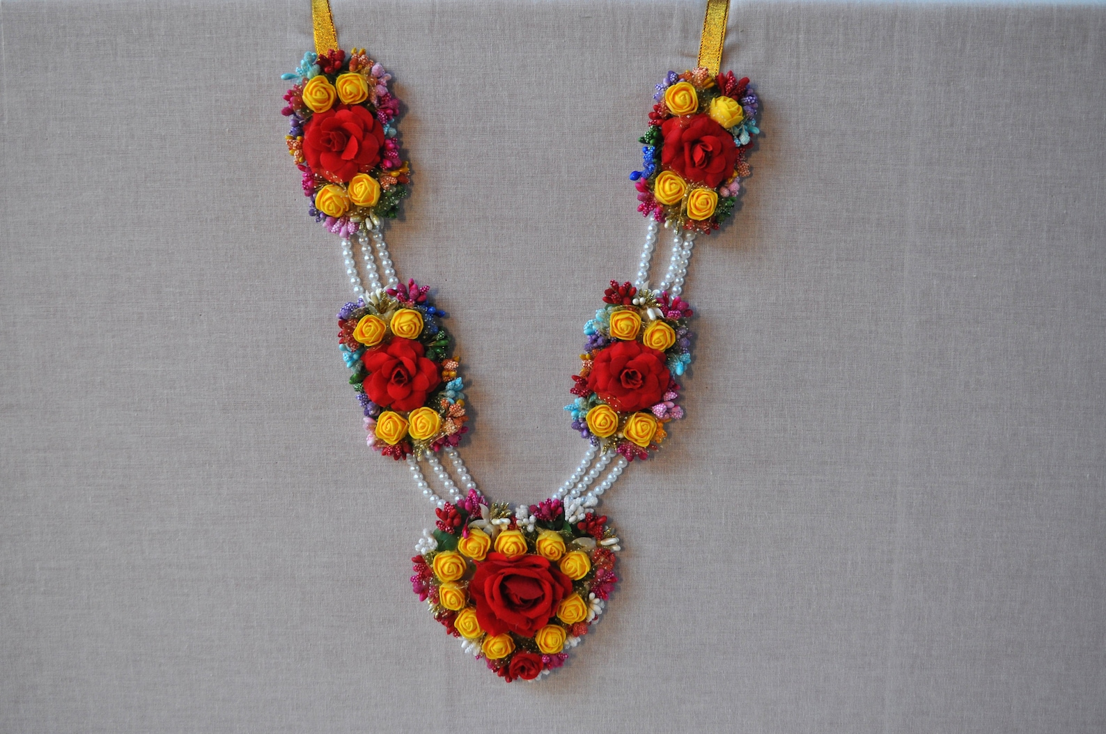 God Statue Flower Garland: Hindu Puja Gift, Krishna Necklace, Religious ...