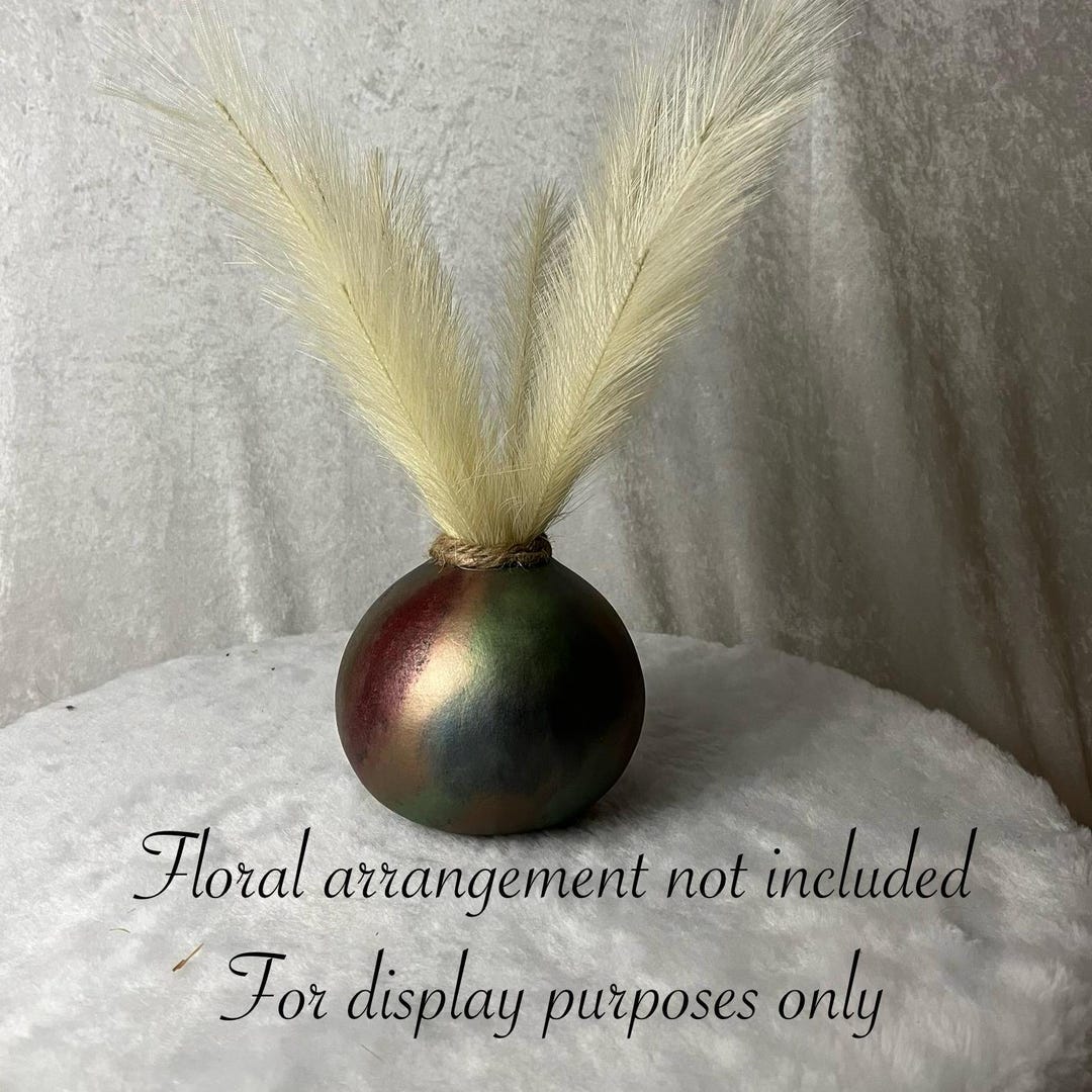 Faux Raku Glazing Technique on Gourd Bowl. Soft Muted Colors of Bronze ...