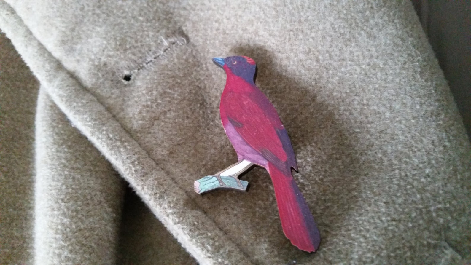 Large Vintage Red Bird Wooden Brooch - Etsy