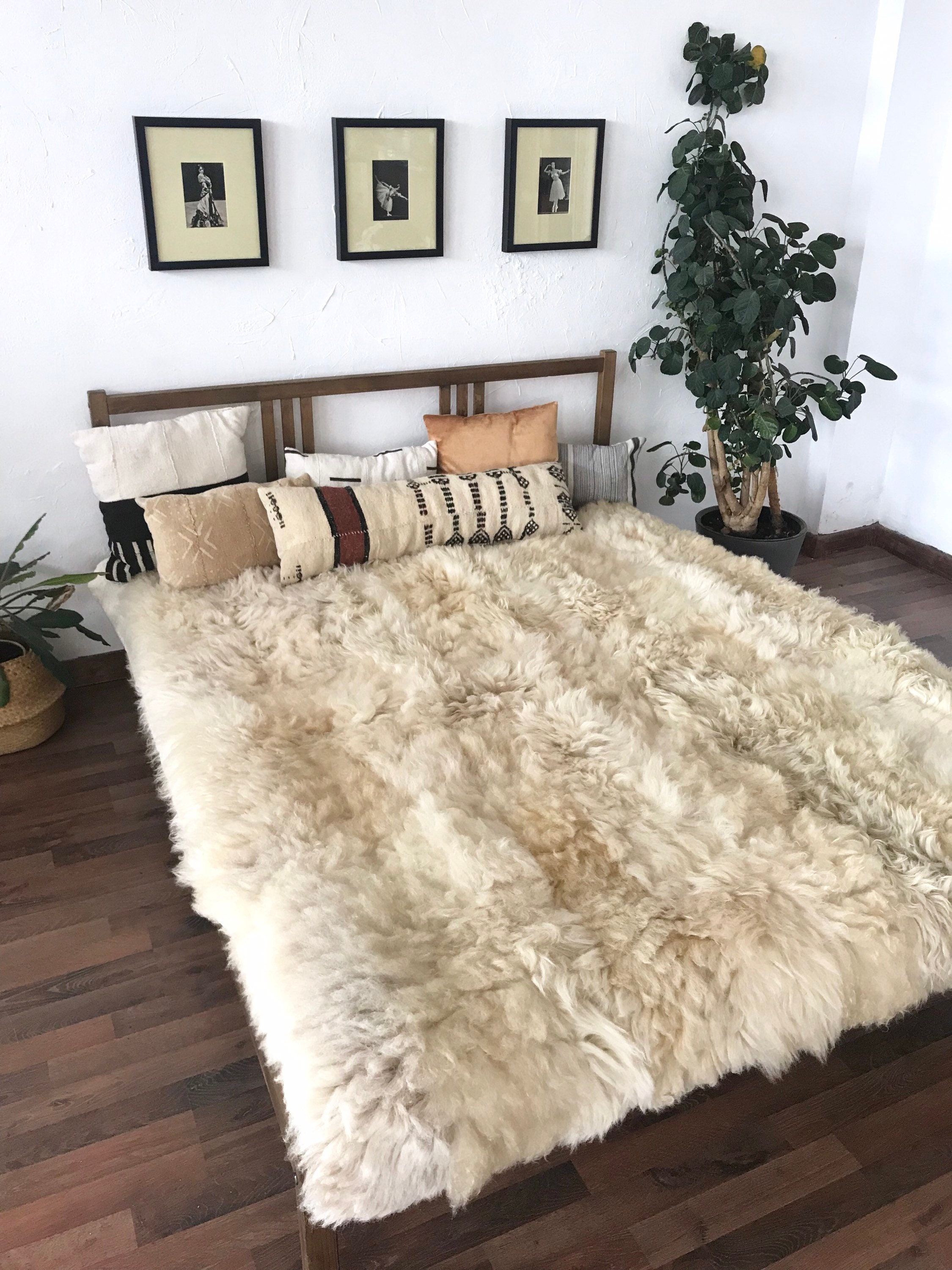 Exclusive Real SHEEPSKIN BLANKET | Large Sheepskin Area Rug | Ivory Fur ...