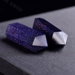 High Quality Natural Blue Sandstone Tower/blue Sandstone Crystal ...