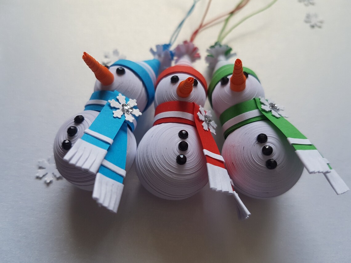 Paper Quilled Snowman with a solid color scarf Christmas | Etsy