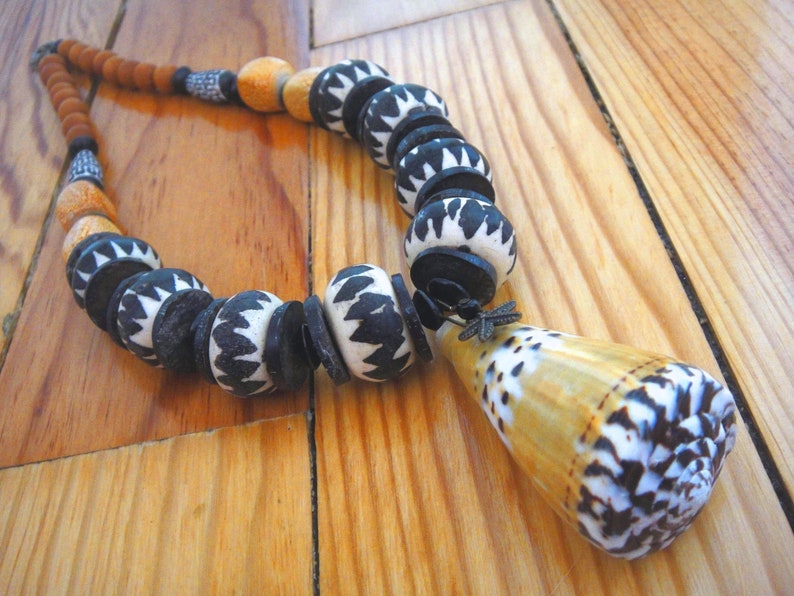 Batik Bone Necklace Tribal Shells Luxury Vintage Couture Jewelry Heavy ...