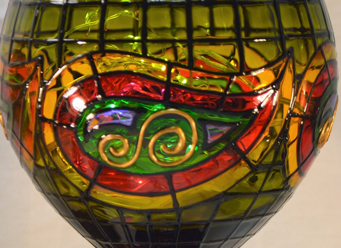 Celtic Stained Glass Goblet - Etsy Denmark
