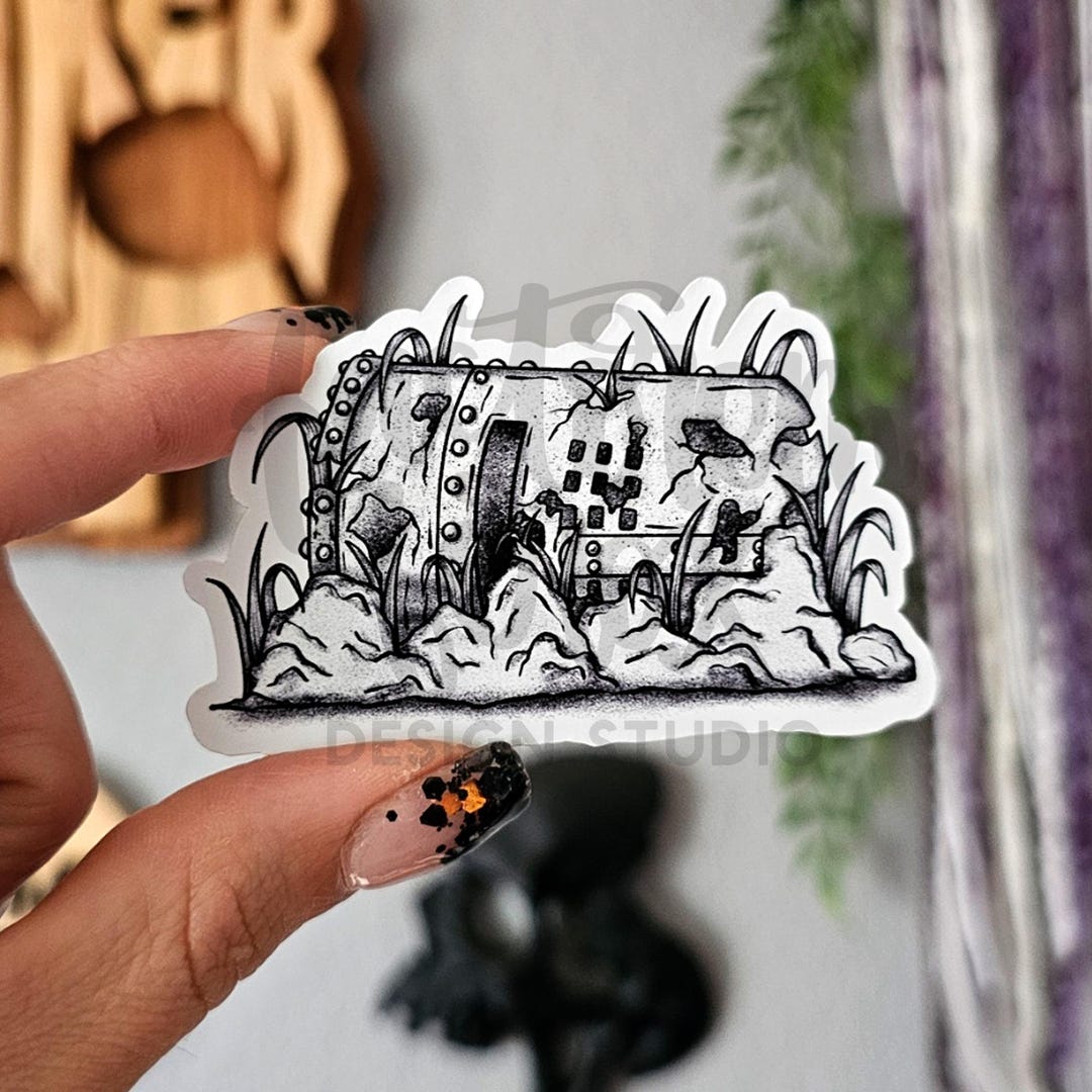 Knight Helmet Vinyl Sticker ©, Tumbler Decal, Laptop Sticker, Window ...