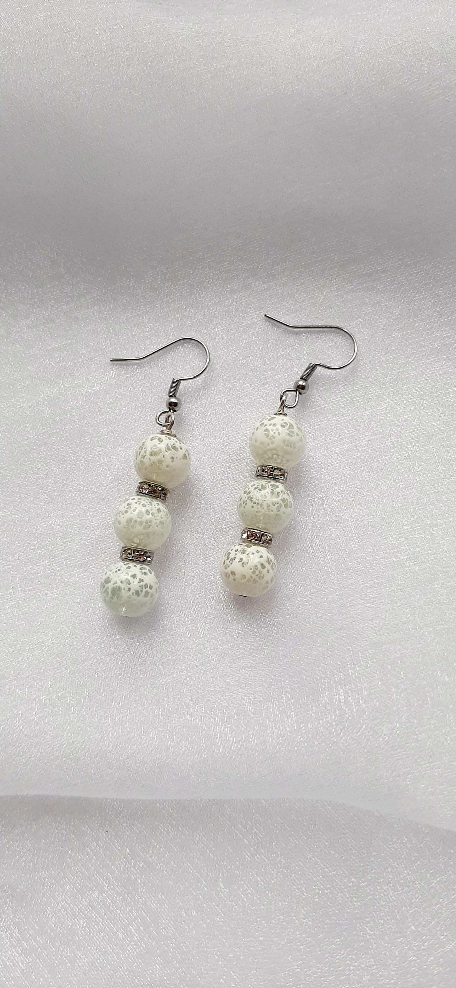 White Drop Earrings, Beaded Earrings, Jewellery, Drop Earrings - Etsy.de