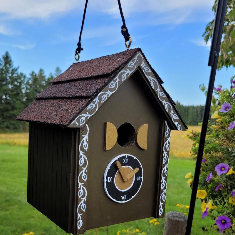 Birdhouse Clock - Etsy