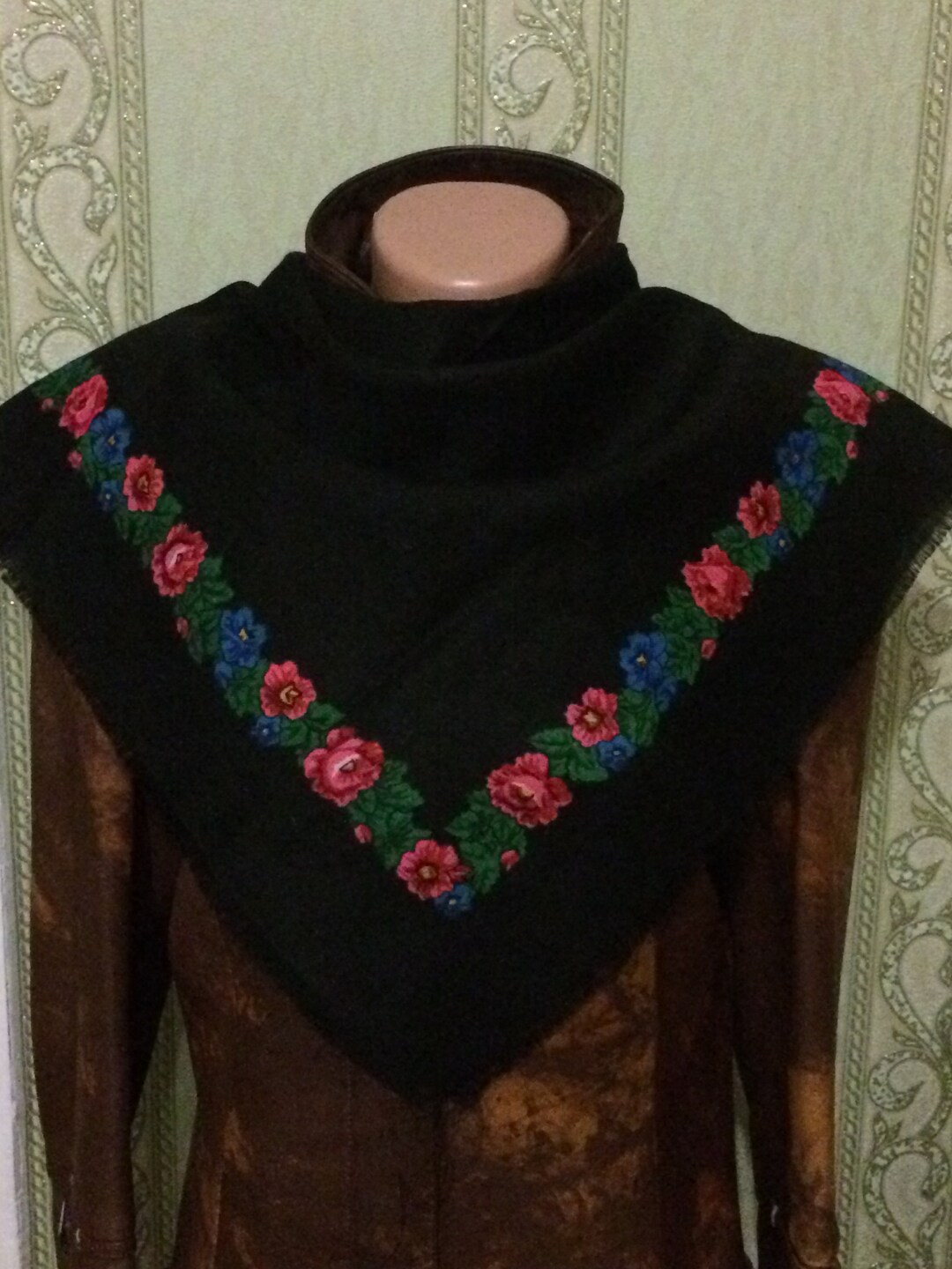57, Not a Large Scarf, a Small, Ancient Shawl, Woolen, Floral, Bright ...