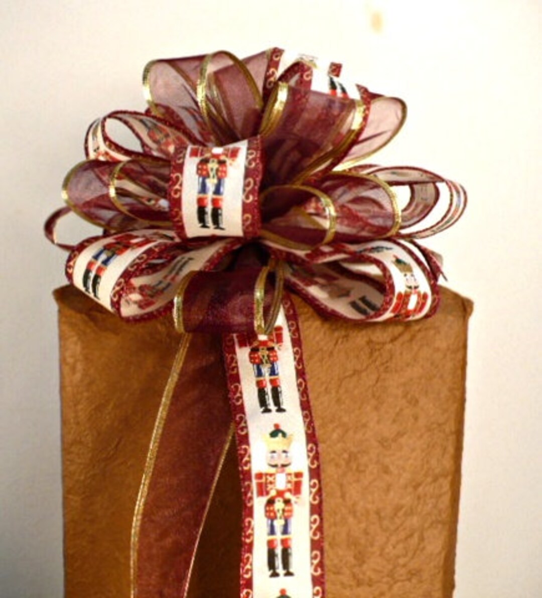Nutcracker Tree Top Bow, Christmas Nutcracker Wreath/gift/lantern Bow ...