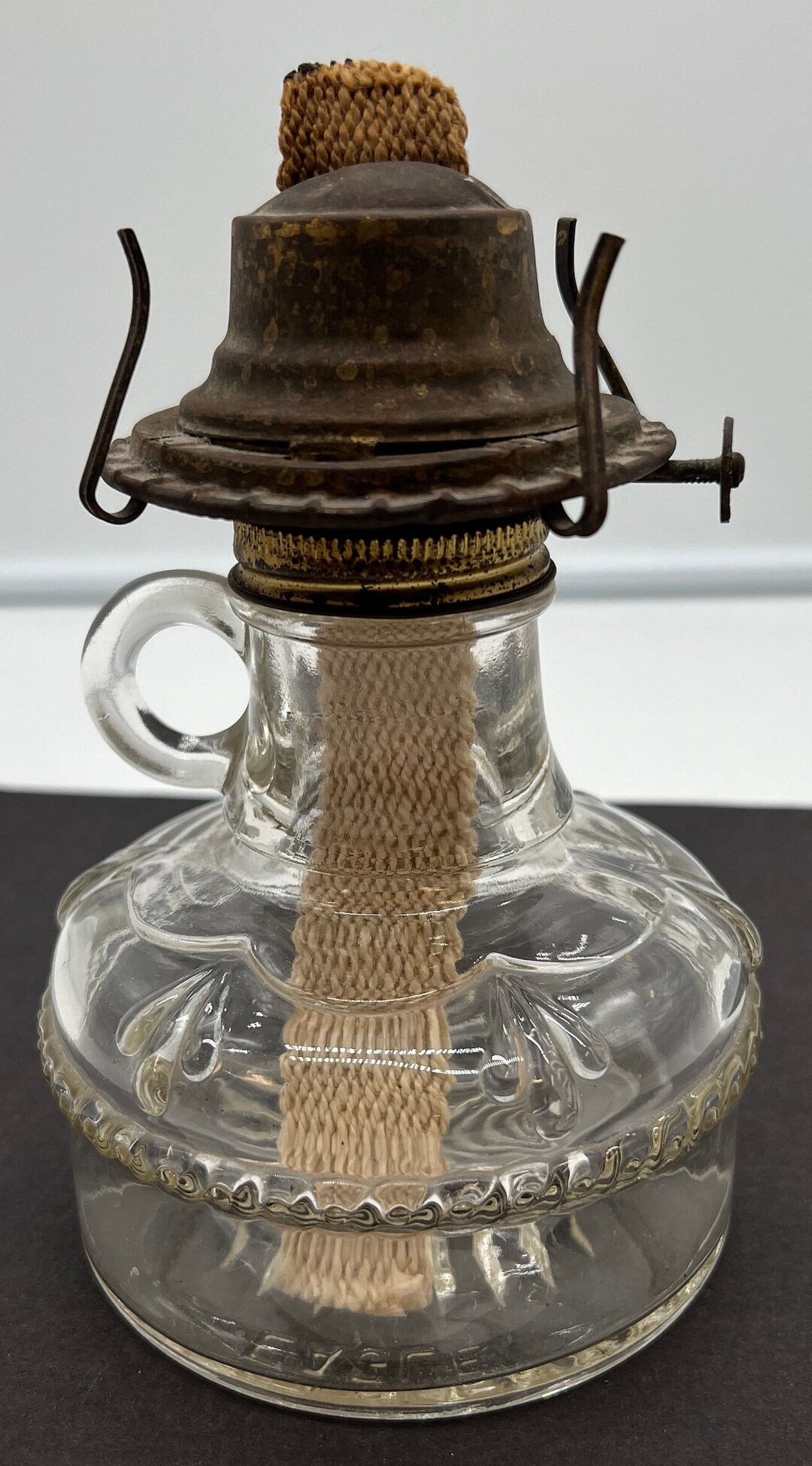 Vintage Glass Eagle Kerosene Oil Table Lamp With Eagle Burner and ...