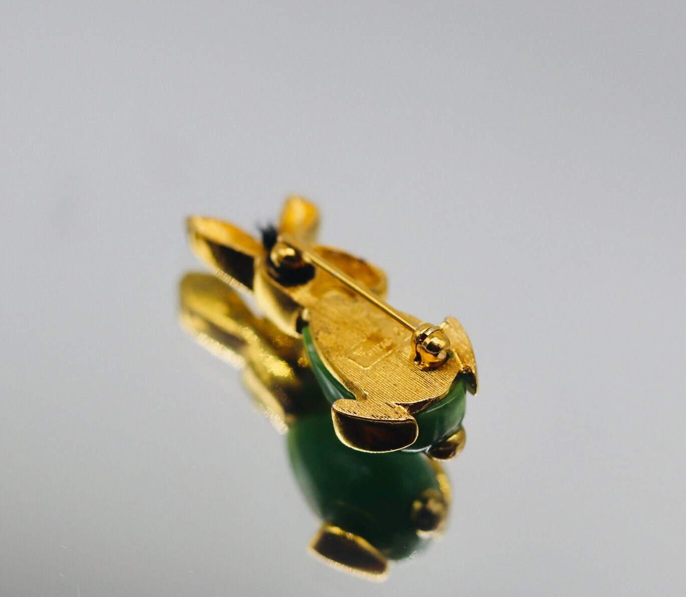 Crown Trifari Bunny Brooch - Etsy