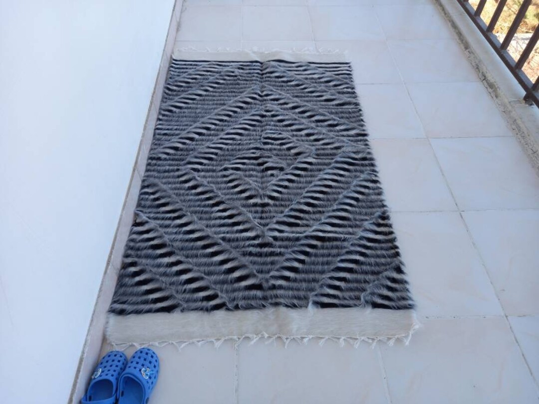 Vintage Kilim Rug,4.1x2.4,ft,long Pile Rug,wool Kilim Rug,neutral Rug ...