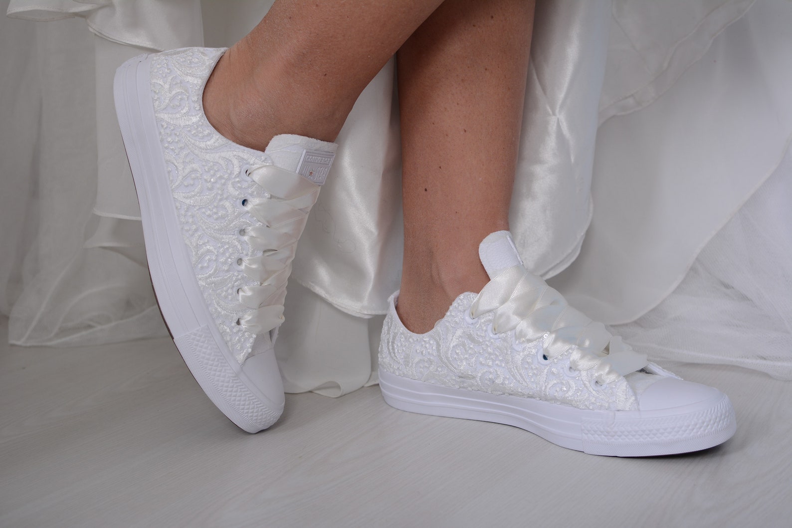 Luxury Ivory Wedding Converse Lace Low Top Custom Converse - Etsy