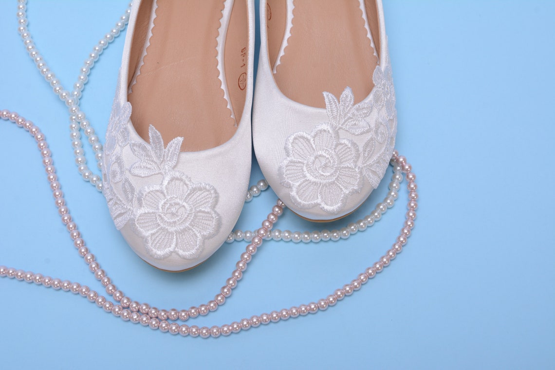 Bridal ballet flats Lace bridal shoes for bride Bridal flats | Etsy