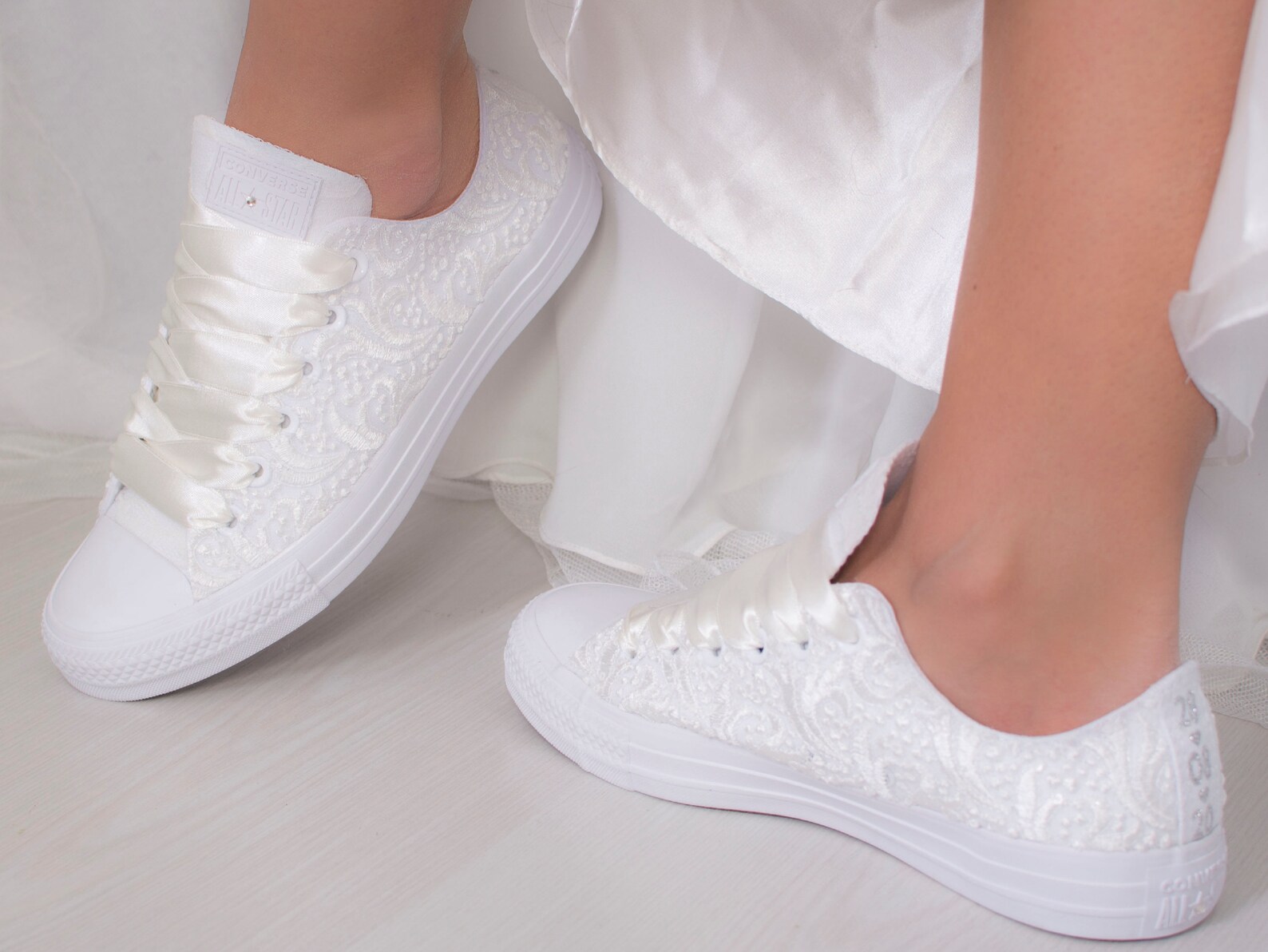 Luxury Ivory Wedding Converse Lace Low Top Custom Converse - Etsy