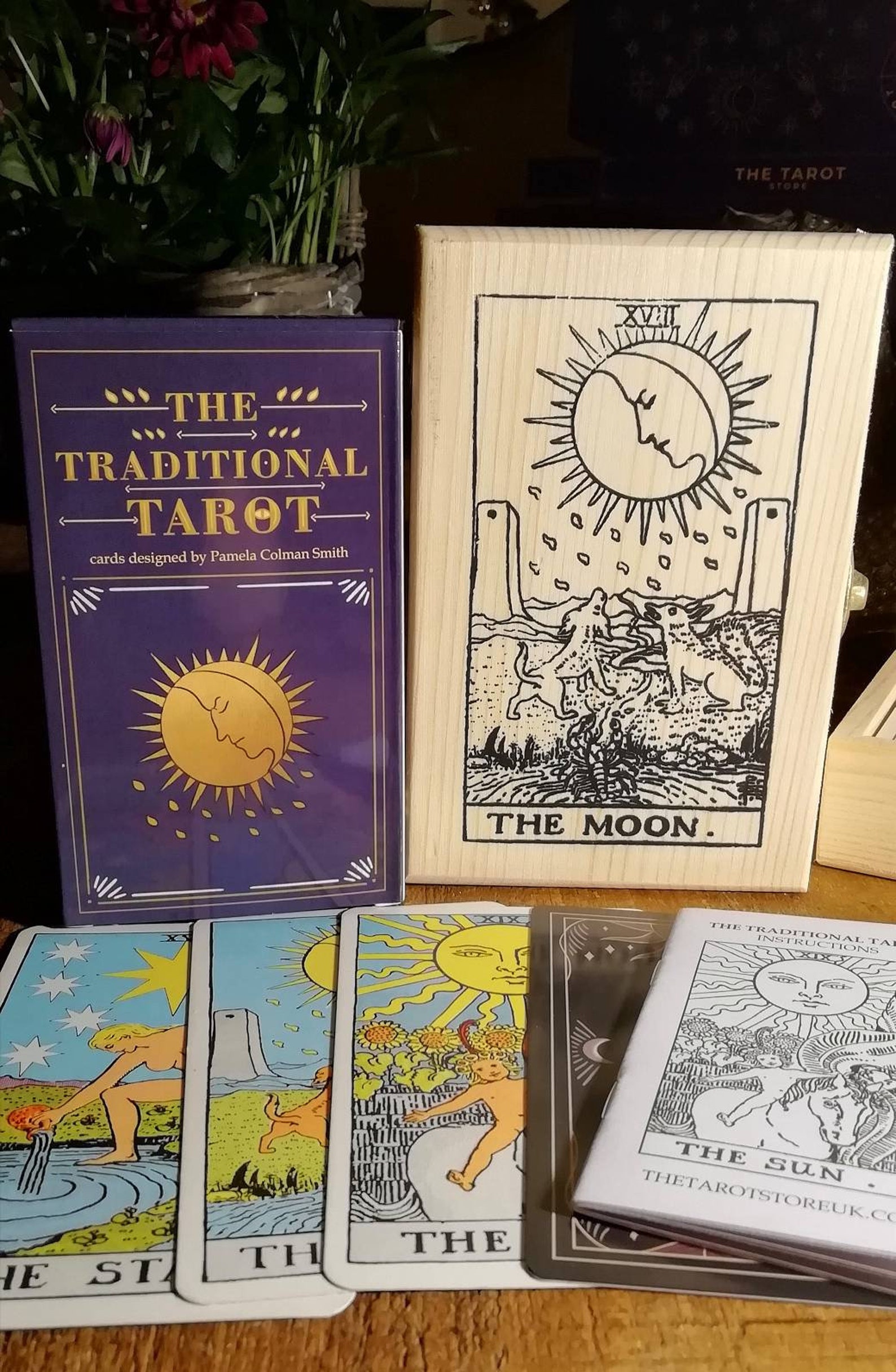Tarot Cards Deck. the Tarot Cards Gift Set , 78 Cards Bag Tarot Cards ...