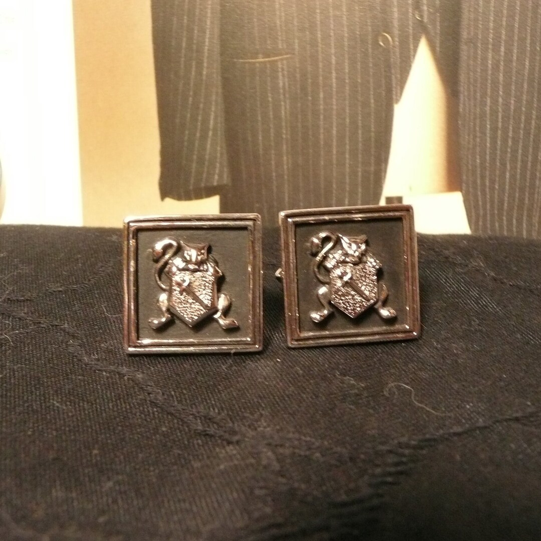 Vintage Swank Coat of Arms Cuff Links, Crest, Sword, Emblem, Cat, Gift ...
