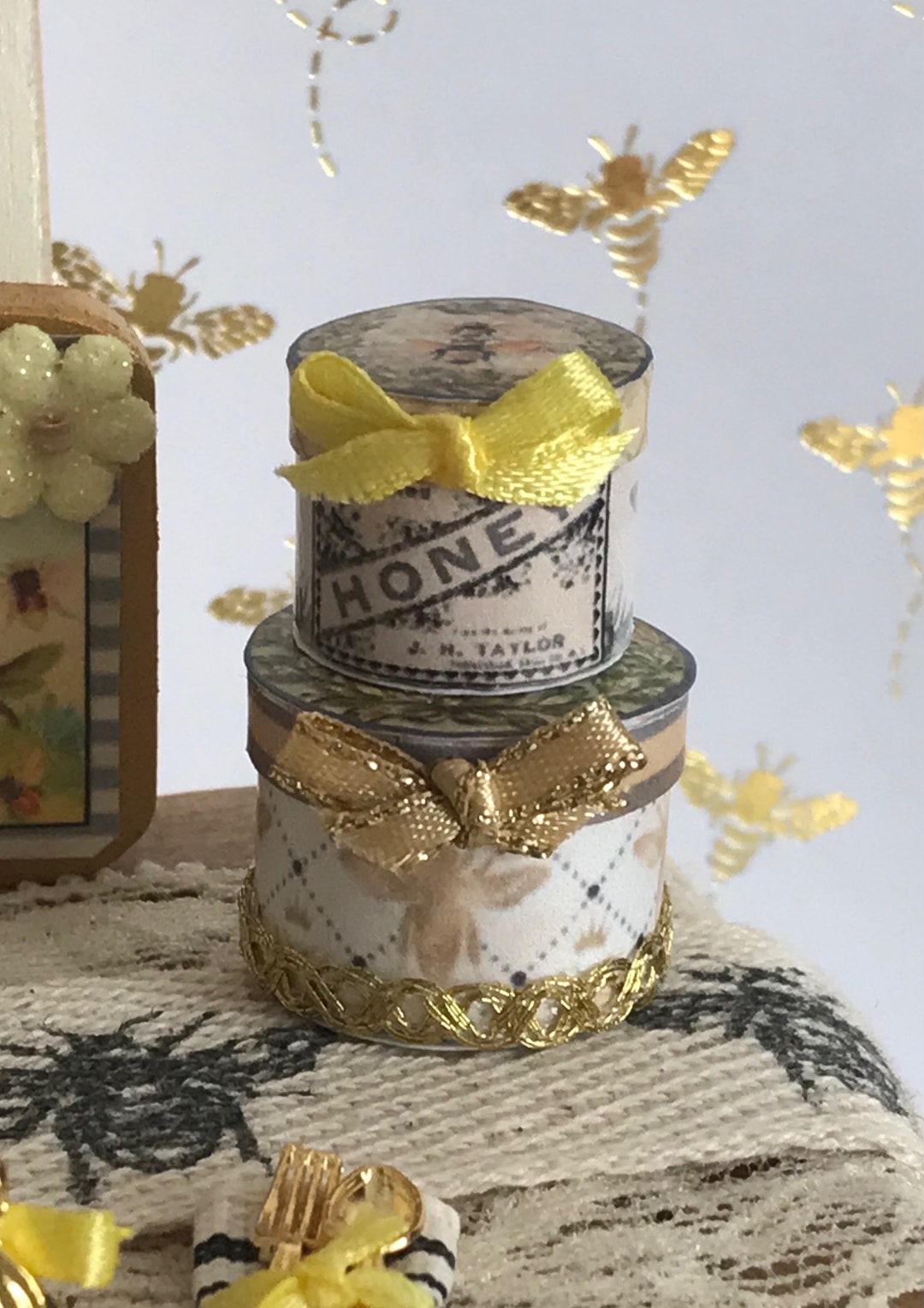 Honey Bee Boxes, Dollhouse, 1:12 Scale Mini Hat Boxes With Ribbon - Etsy
