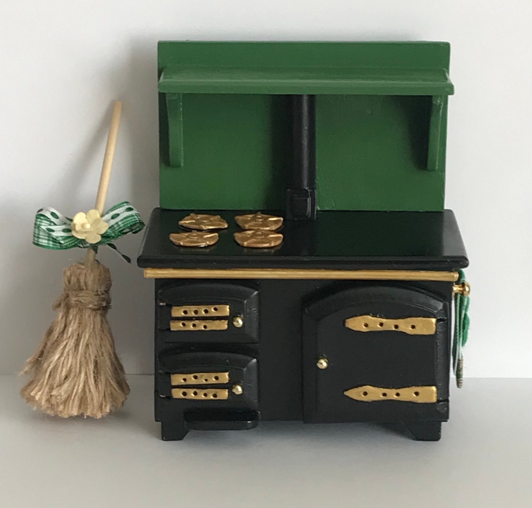 St. Patrick's Day Dollhouse, 1:12 Scale Green Stove and Broom Set - Etsy
