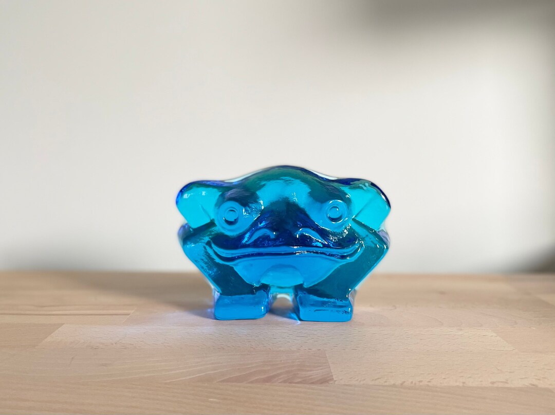 Boda Åfors Blue Glass Frog Large Figurinepaperweight Scandinavian Glass Art Sculpture