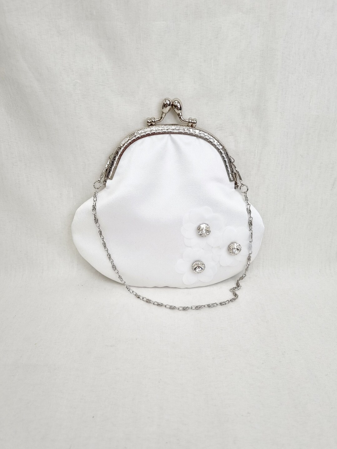White Kiss Clasp Bag/candy Bead Kiss Clasp Clutch Bag/wedding Bag ...