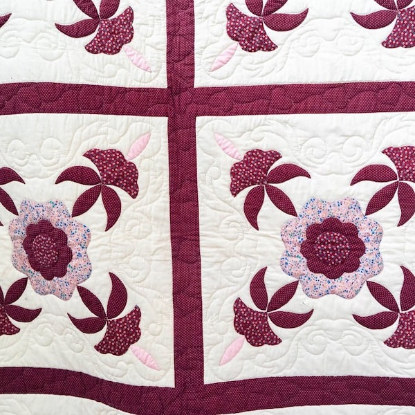 Rose of Sharon Quilt - Etsy